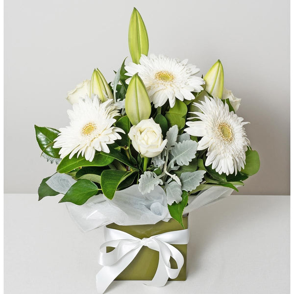 Pure White Box – withflowers